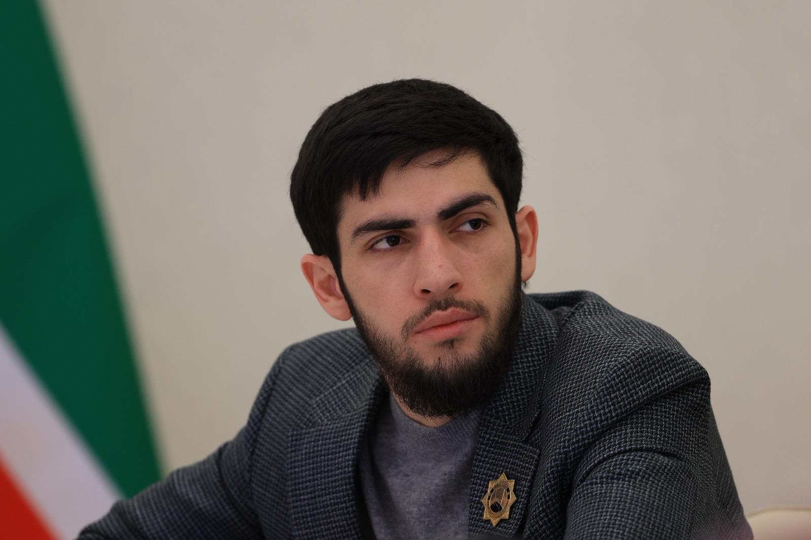 Лом-Али Садулаев: ветераны и защитники Отечества – это гордость нашей ...